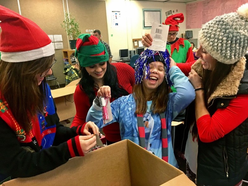 Staff Christmas Parties - Alpha Business Services -Accountants and ...